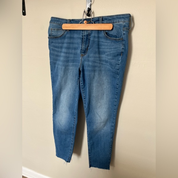 Universal Thread | Jeans | Universal Thread Jeans | Poshmark